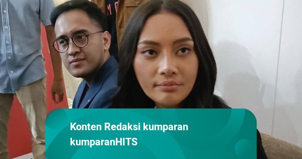 Erika Carlina Akui Sempat "Ketempelan" Usai Lakoni Adegan Panas Film Pabrik Gula | kumparan.com